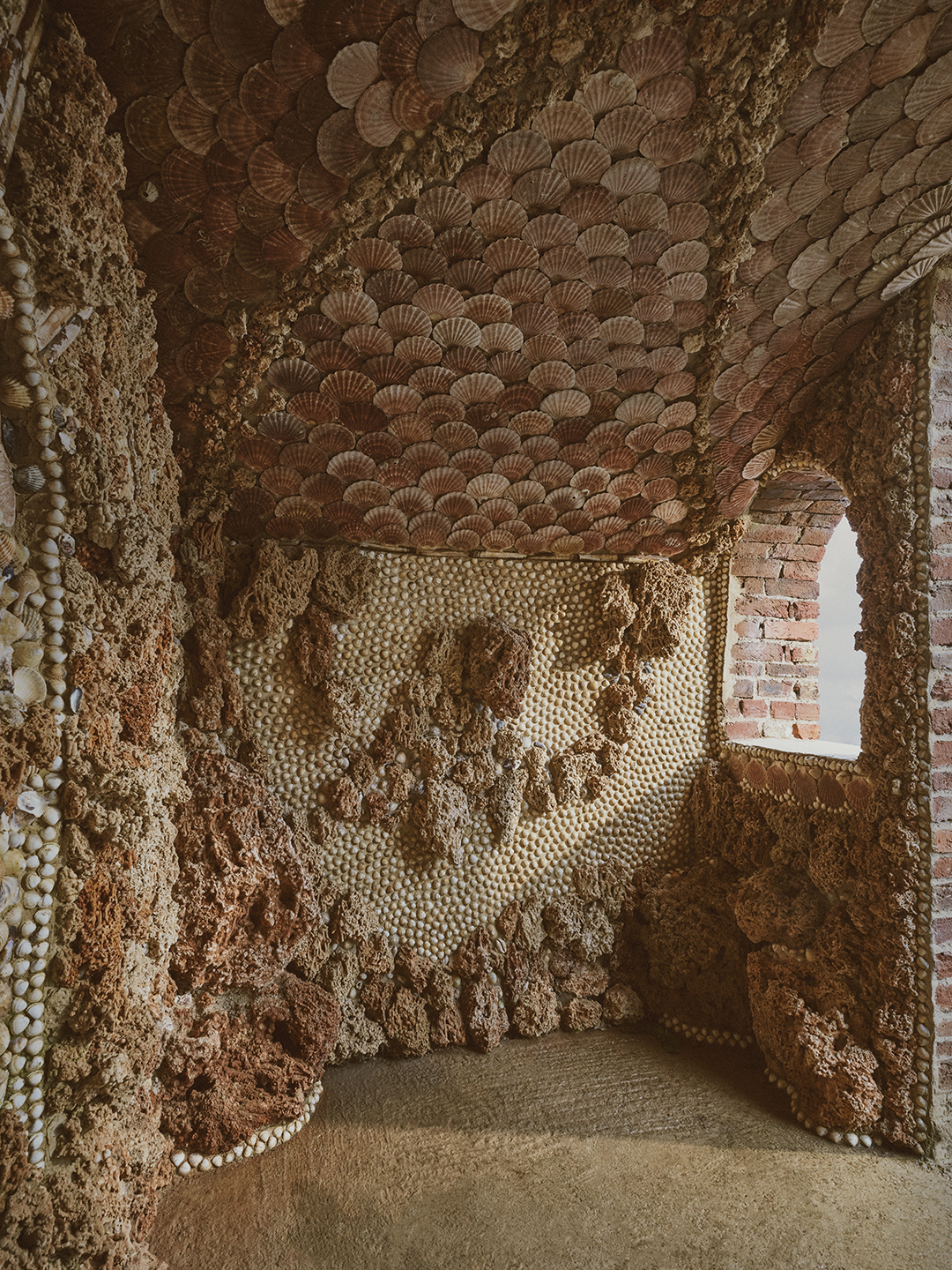 Centuries-Old Shellwork Walls Are Popping Up Again in English Gardens