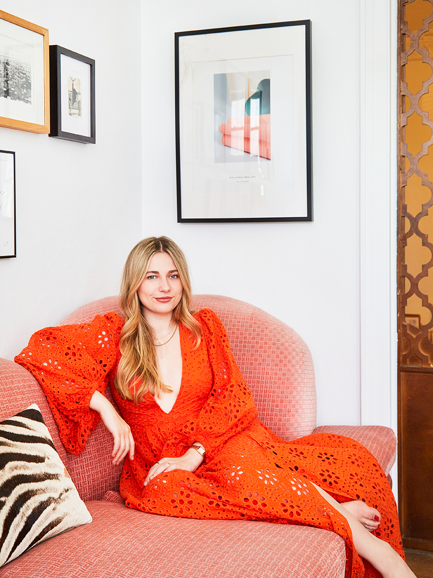The 10-Foot Pink Sofa in This Brooklyn Apartment Almost Didn’t Make It ...