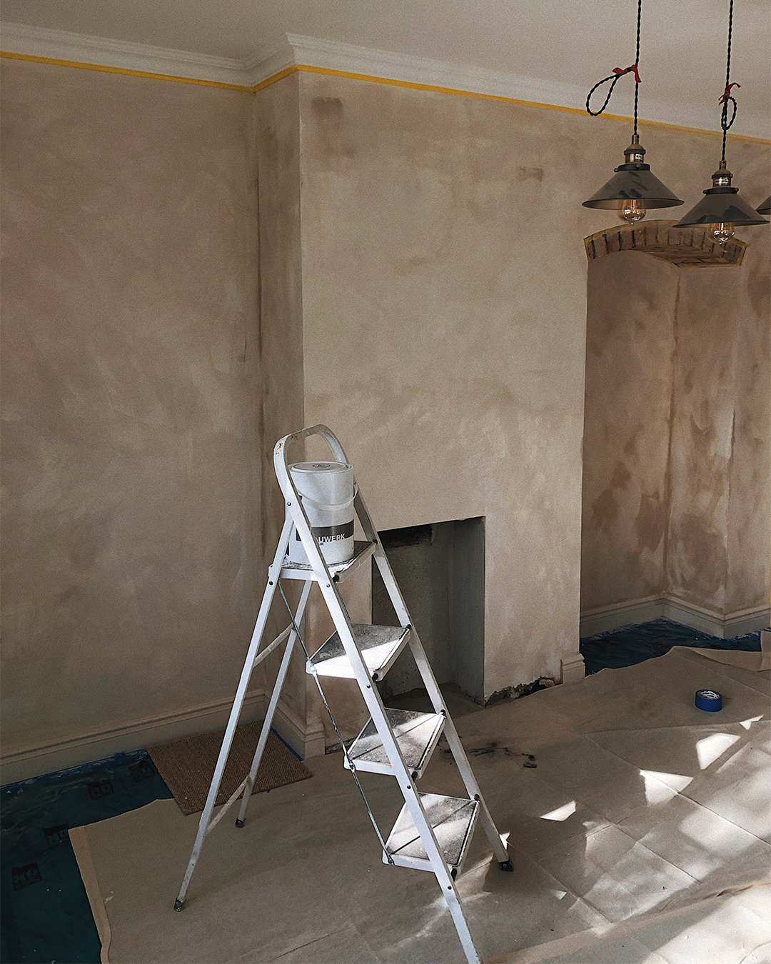 Hidden Within This Once Dated Dining Room’s Walls Was a Charming Brick ...