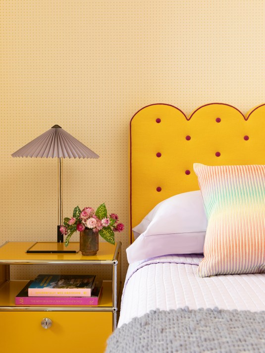 Expressive Color Is the Connector Between This L.A. Artist’s Studio and ...