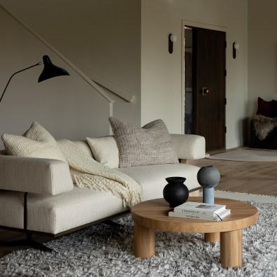 At This Soothing Utah Home, Circular Windows Turn Daylight Into Art ...