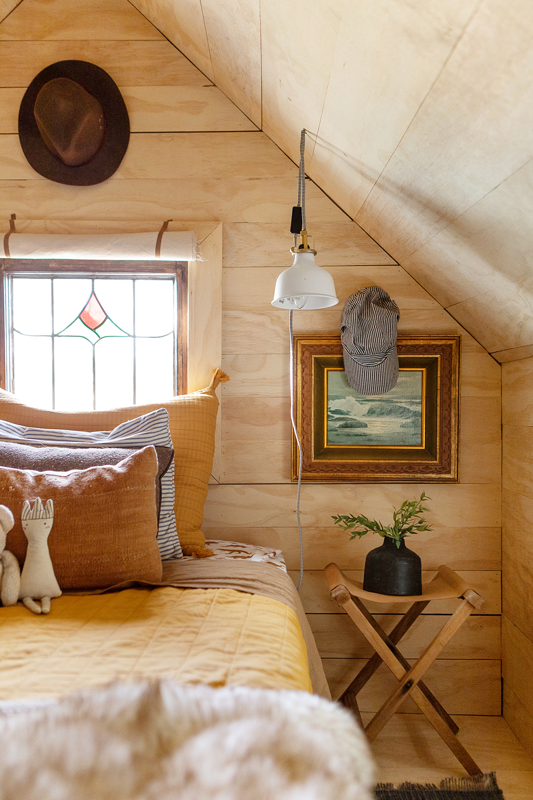 Wooden Hut Small Room
