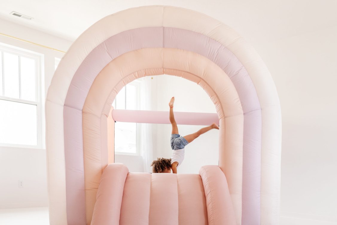 A Chic Kids’ Bounce House Does Exist: My Experience With Smol