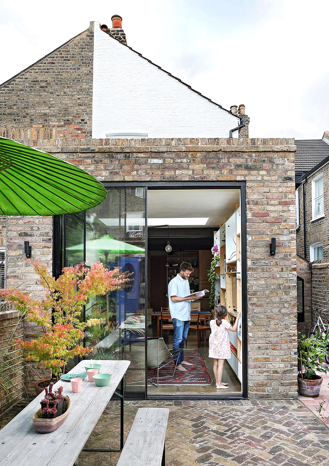 This Family’s London Home Sports a Genius Alternative to Recessed ...