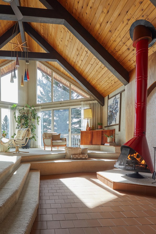 Before and After: A Maple Leaf-Shaped Canada Home Gets a Groovy Makeover