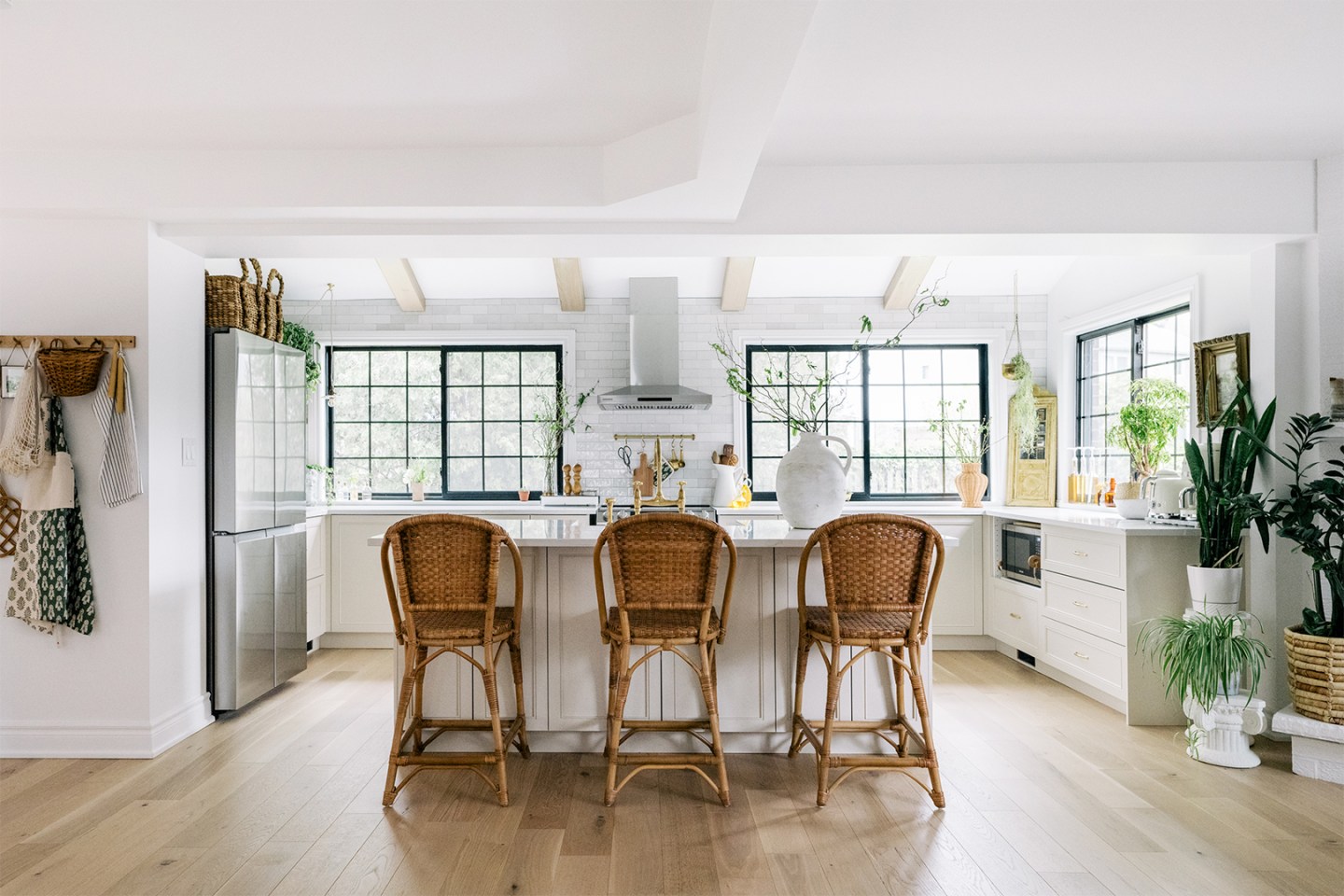 How a Homeowner Turned Her Solarium Into a Spacious Kitchen