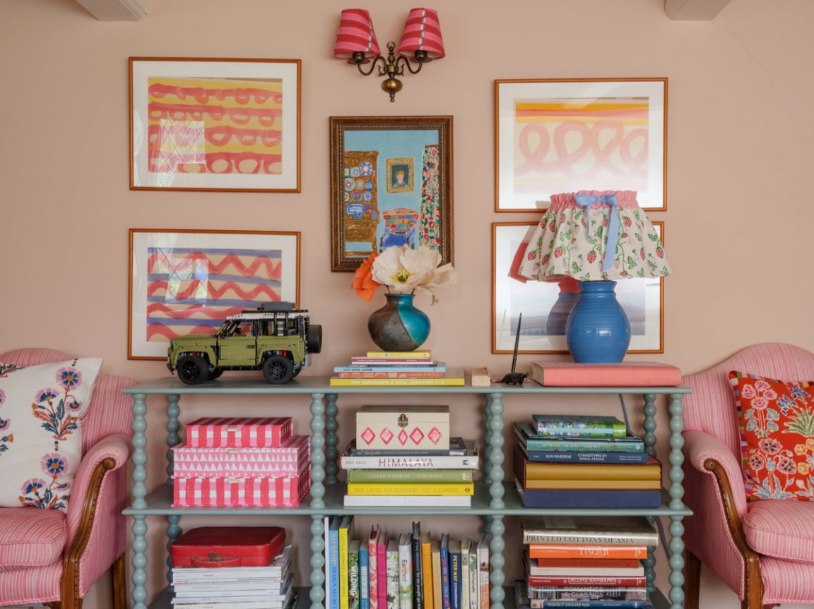 In This English Country Cottage, Crafty Decor Reads As Anything But ...