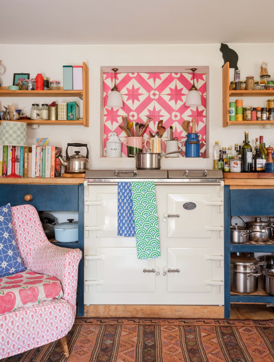 In This English Country Cottage, Crafty Decor Reads As Anything But ...