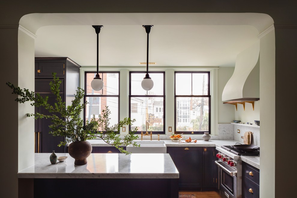 A Strategic Relocation Brought the 1920s Soul Back to This D.C. Kitchen