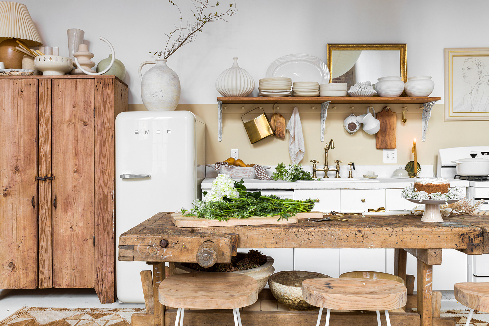 Why This Interior Stylist Risked Her Security Deposit for a Better Kitchen