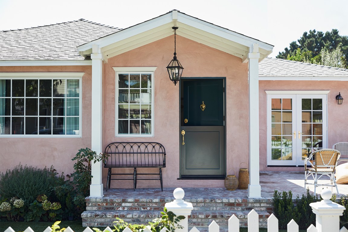 Yardzen Is Offering a Front Door Upgrade with This New Landscaping Promo