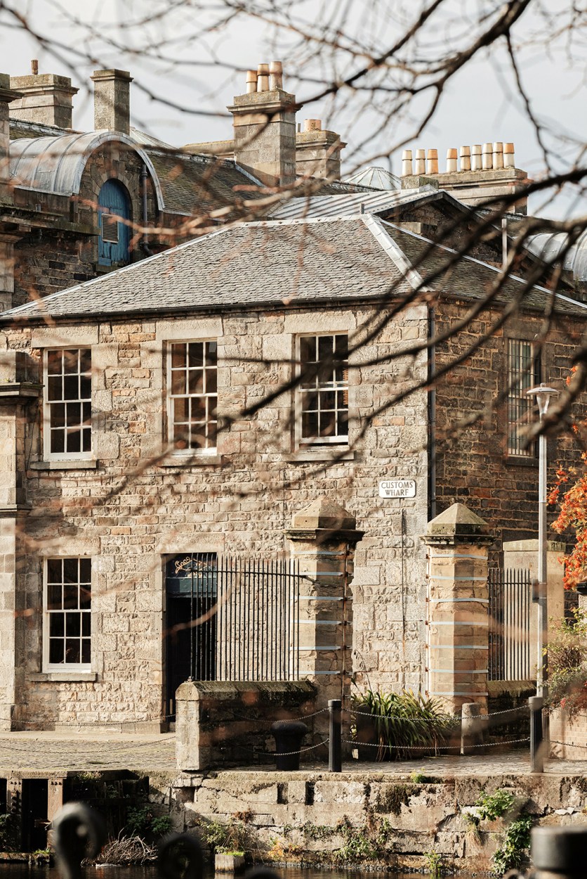 At Edinburgh's Bard, Katy Perry Tunes and Scottish "Creepies" Mingle ...