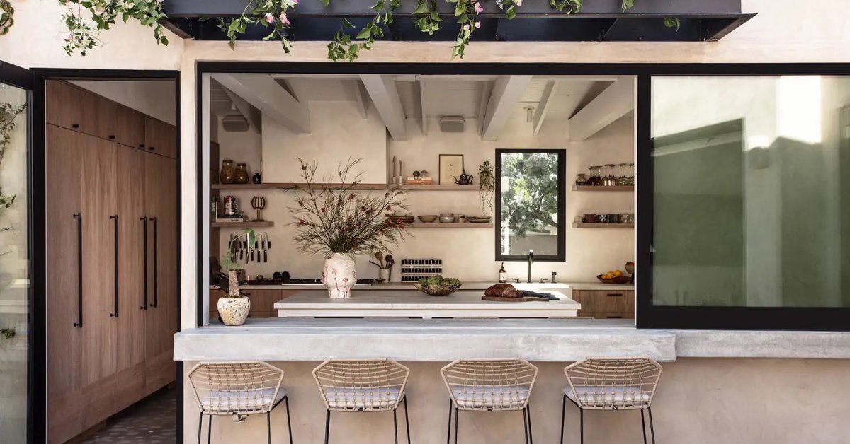 This Ever-Popular Kitchen Layout Is Back (Again)