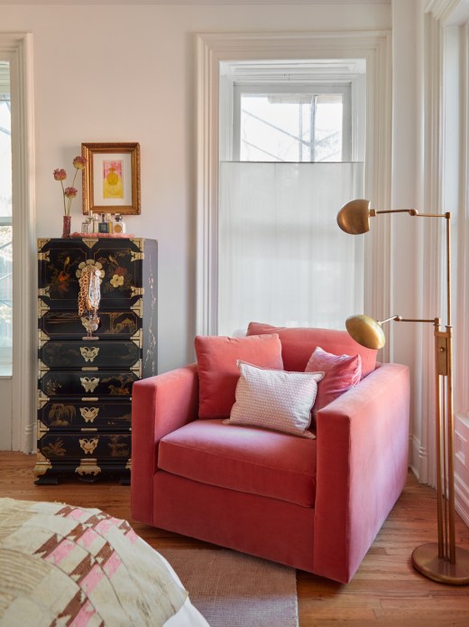 Tour Hair and Bridal Accessories Designer Jennifer Behr's NYC Home