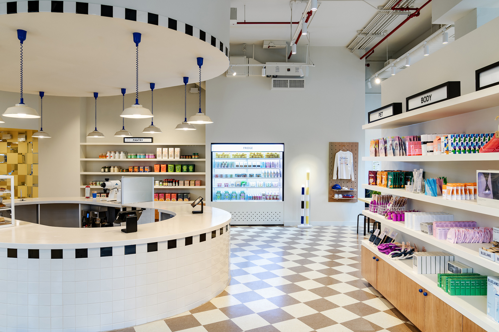Pop Up Grocer’s New Shop Confirms That Vinyl Flooring Never Goes Out of Style | domino