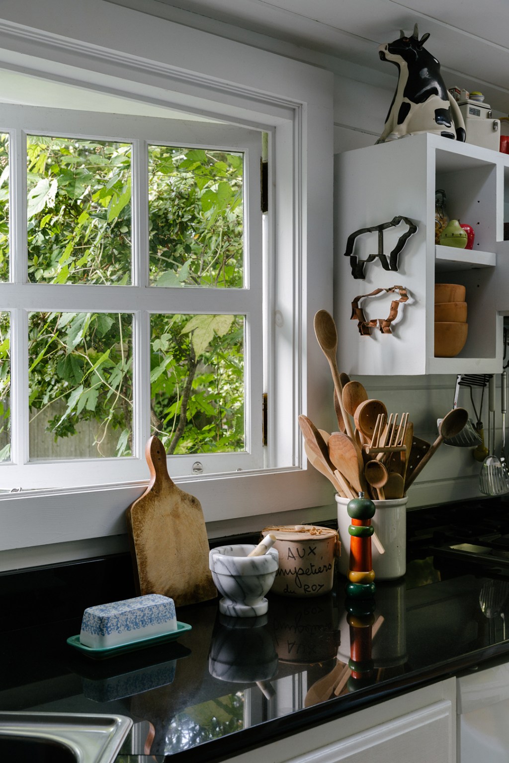 The Standard Kitchen Cabinet Height for Comfortable Cooking—and Resale