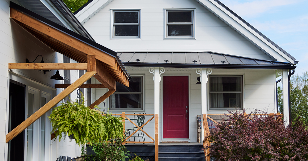 Tour a Designer’s Jewel-Toned Farmhouse Retreat in Canada’s Eastern ...