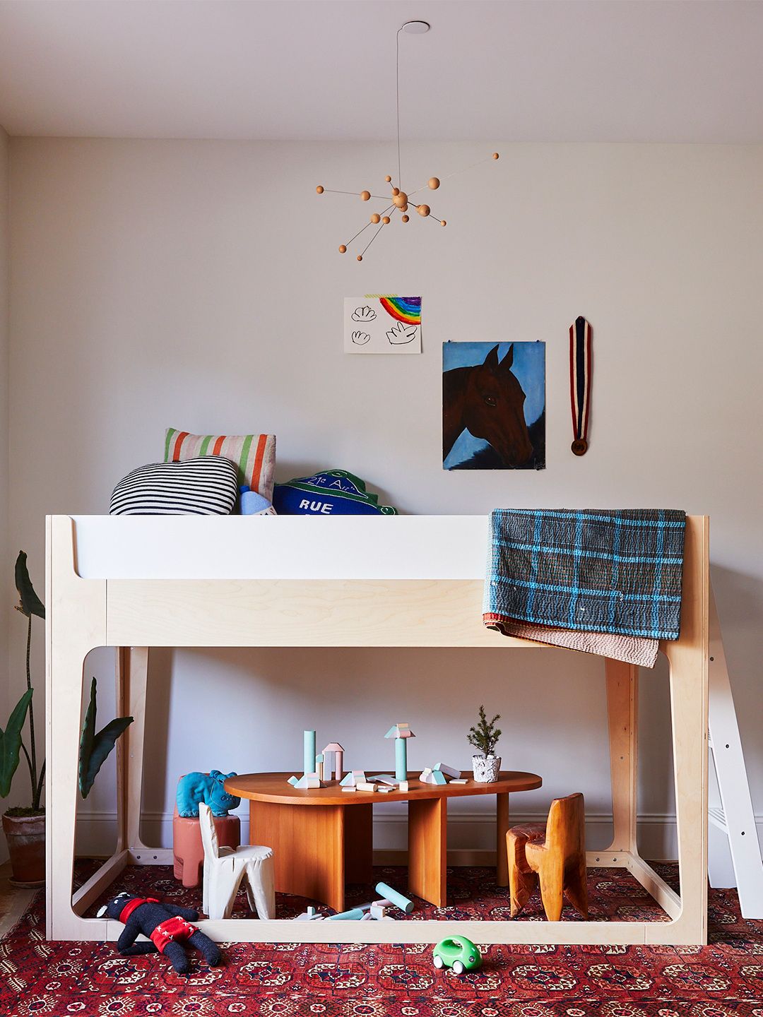 This Sleepover-Ready Canopy Bed Converts Into a Fort | domino