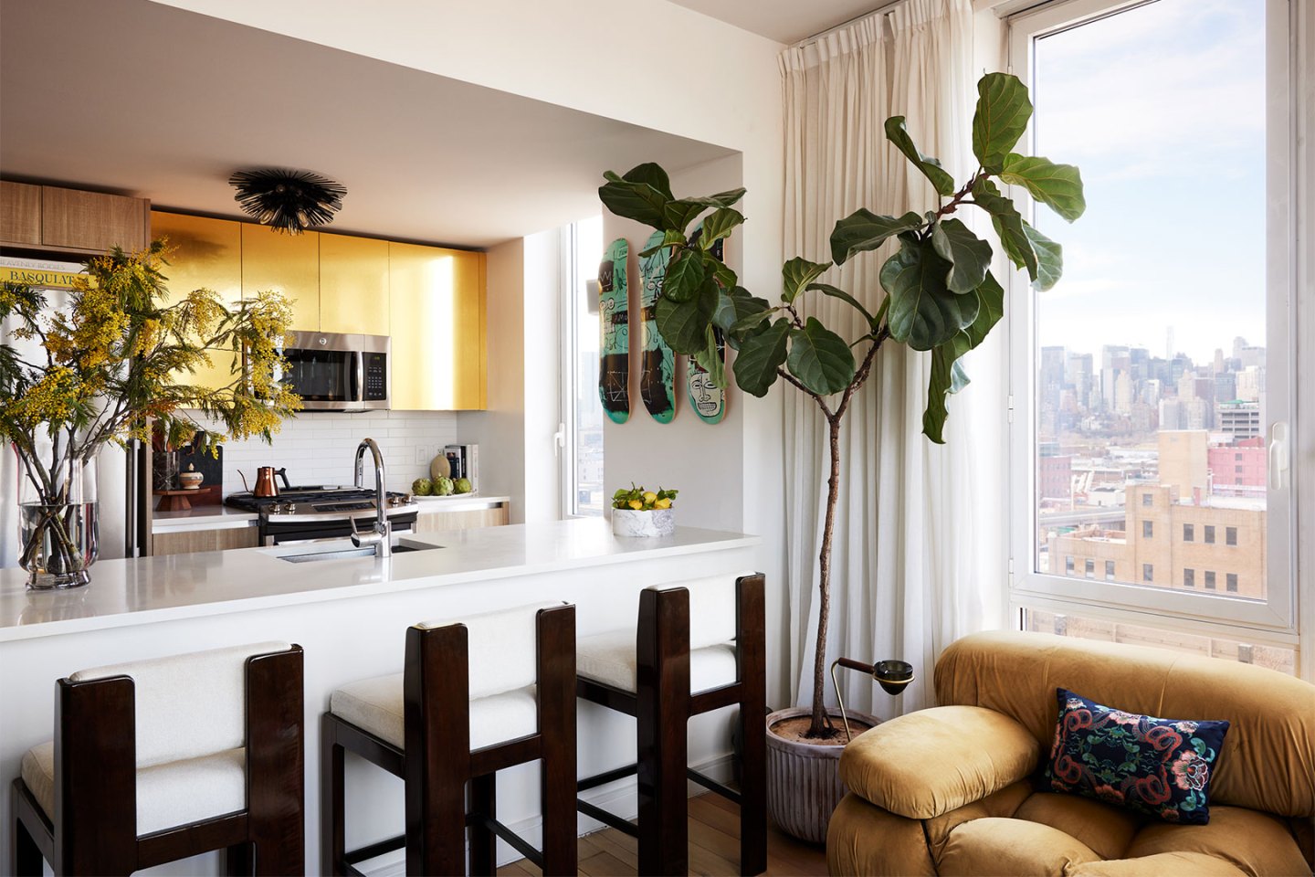 Tour Designer Alvin Wayne’s Dreamy Long Island City Apartment