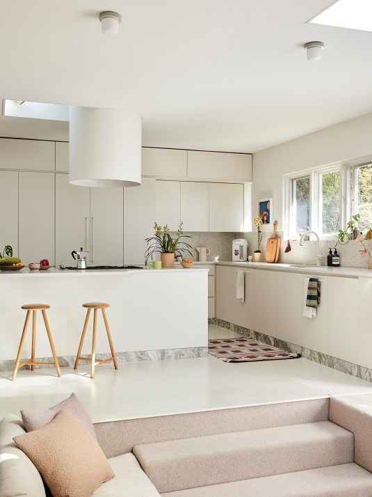 A Sunken Living Room is the Star in Geraldine Chung's L.A. Home