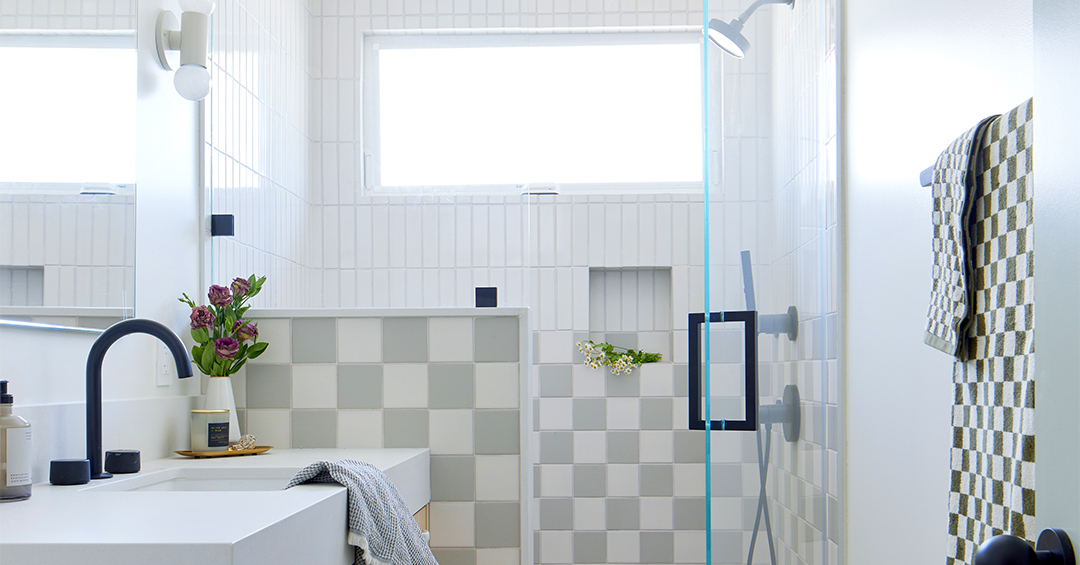Checkered Tile Made This Bathroom Fit for the Grandma of the House