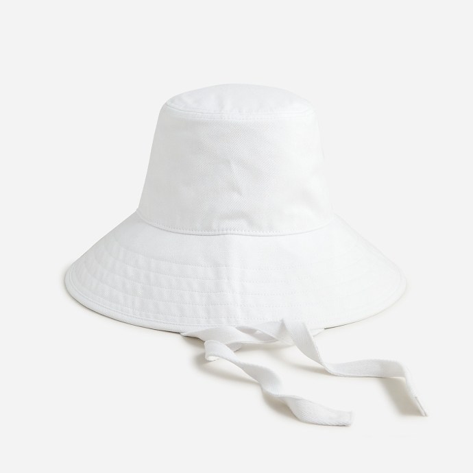 26 Cute Sun Hats You’ll Also Want to Hang on the Wall| domino
