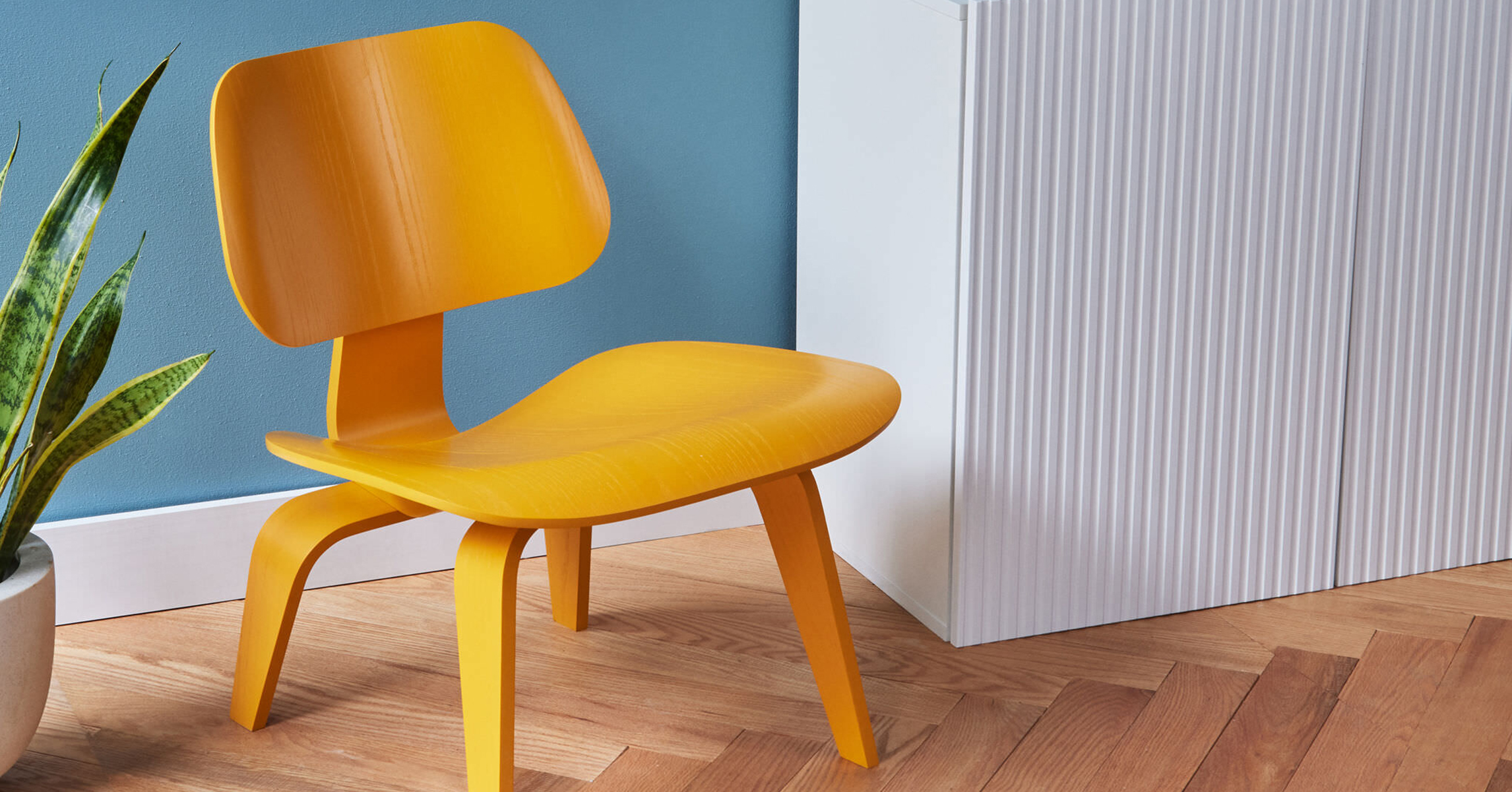 This Iconic Eames Chair Is Being Reissued in a New Color For The First ...