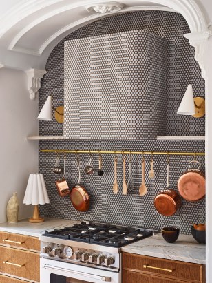 Penny Tile for a Kitchen Backsplash? This Reno Makes a Strong Case