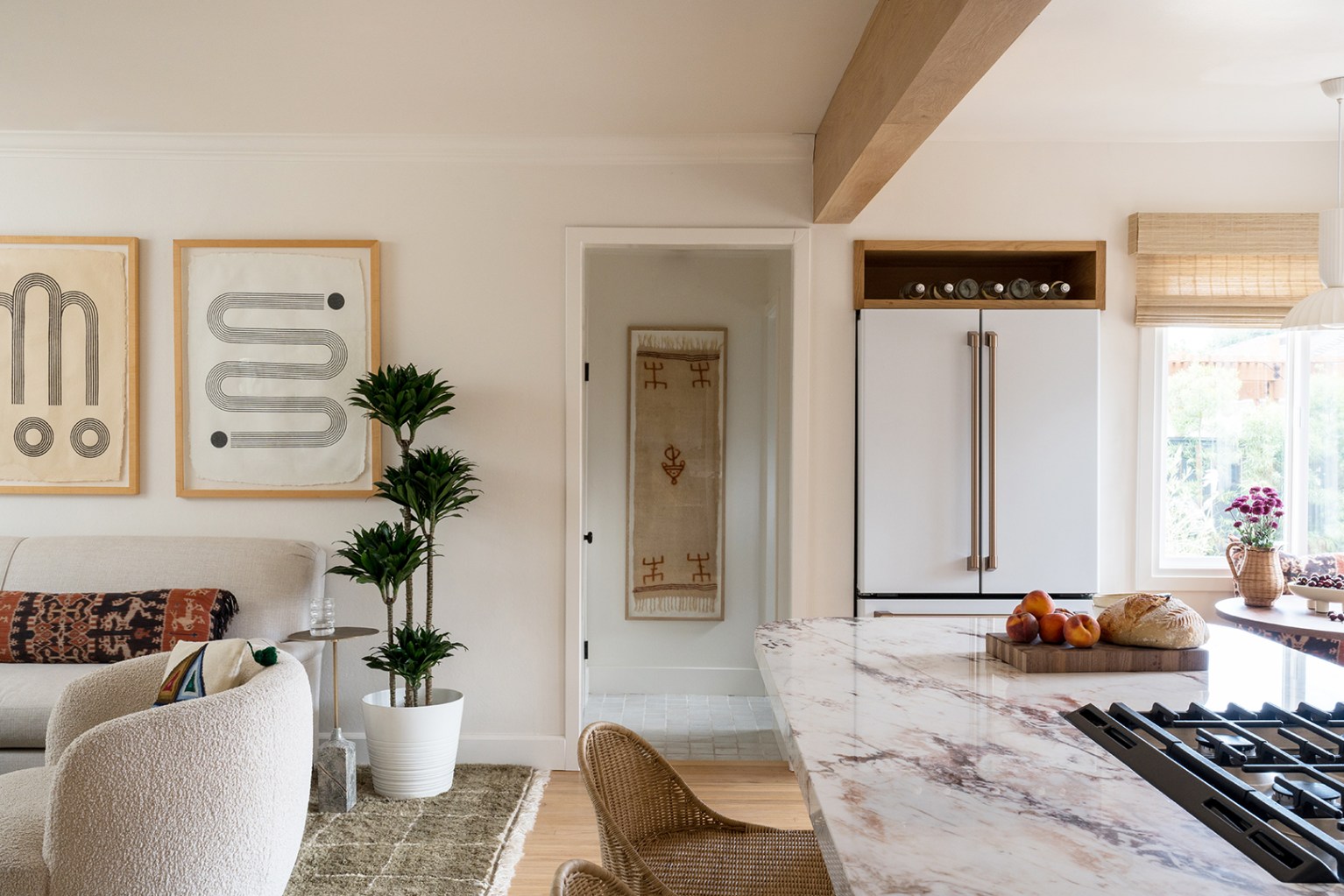 This Airy Reno Got a Last-Minute Dose of Drama in the Kitchen