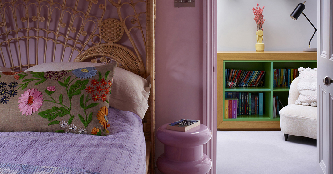 At the Heart of This London Home Is a White Kitchen with a Surprising ...