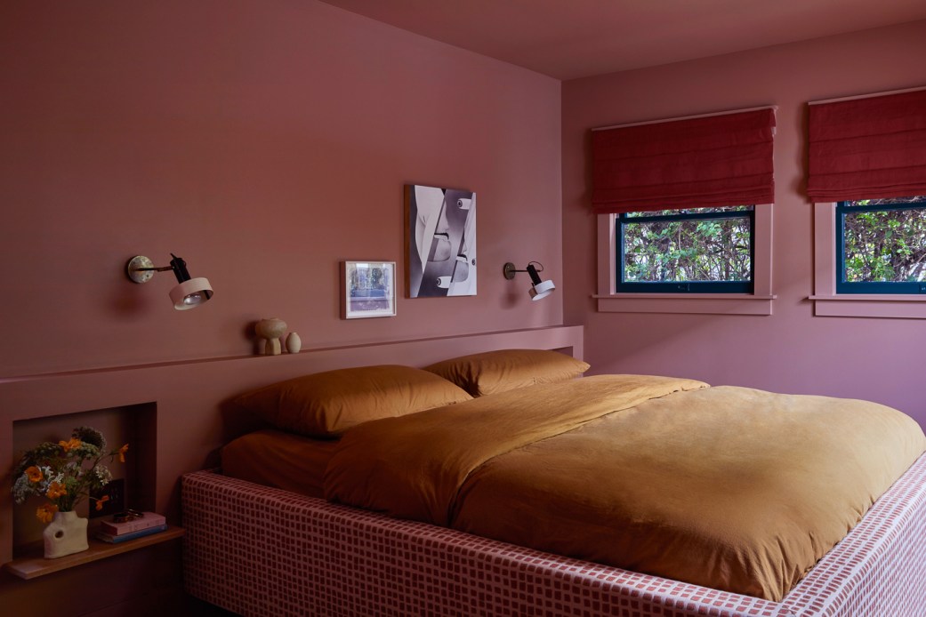 Accent Walls Have Met Their Match in These Monochrome Bedrooms