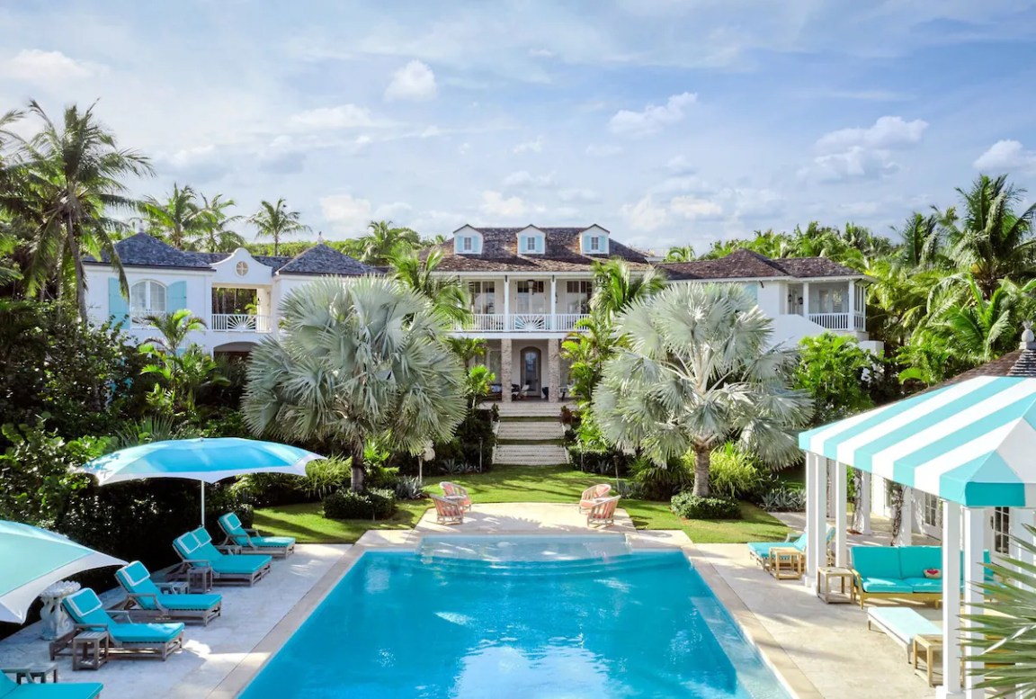 The Vintage Chair Style We Spotted in Taylor Swift's Bahamas House