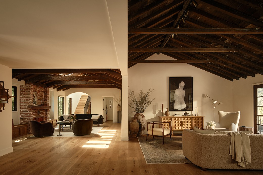 The Updates That Made This House Worthy of a Bid $700K Over Asking