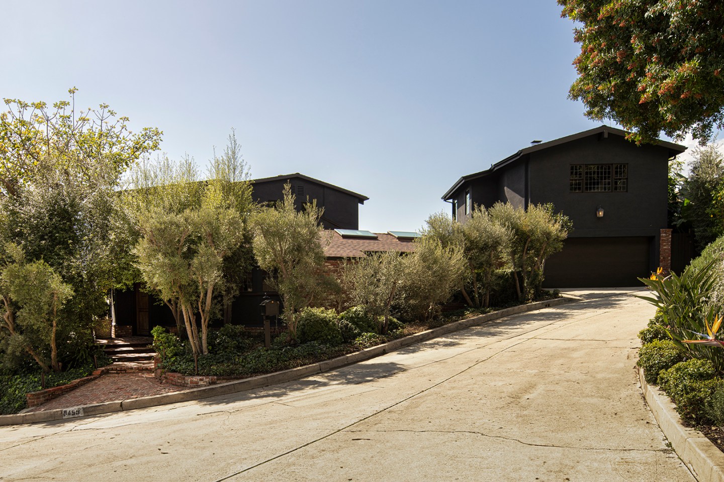 The Updates That Made This House Worthy of a Bid $700K Over Asking