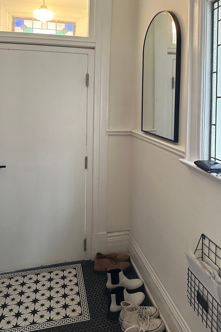 How Alexandra Gater Tidied Up Her 34 Square Foot Entryway