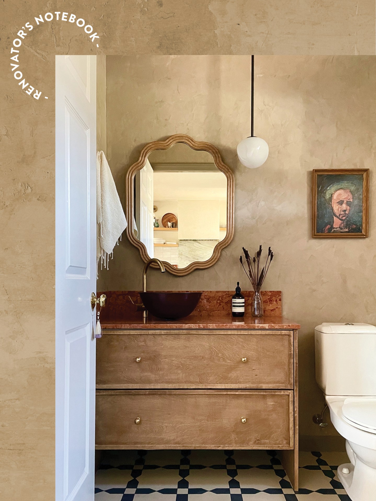 The Layout Tweak That Made This 27-Square-Foot Bathroom Feel Less Mini ...