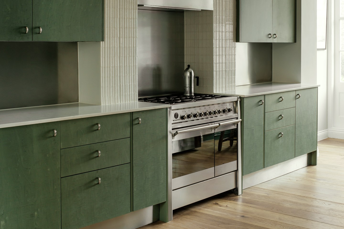Hints of Chrome Run Throughout This London Renovation