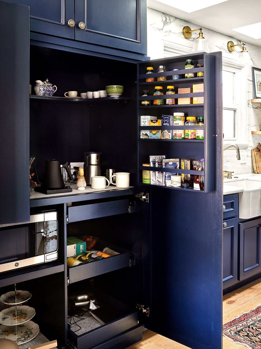 How a Professional Organizer Tackles Large Homes