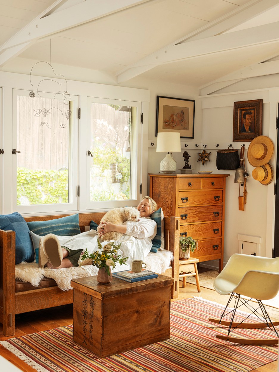 Take a Tour of Ceramist Beth Katz's Serene Los Angeles Home | domino