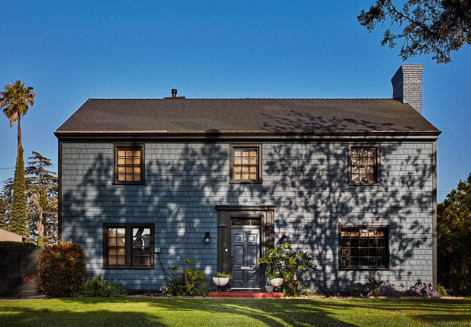 This Is the Most Popular Exterior Trim Color Right Now