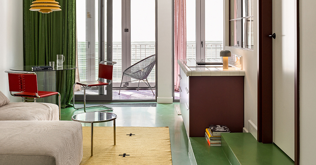 This 420 Square Foot Apartment Has the Most Clever Layout