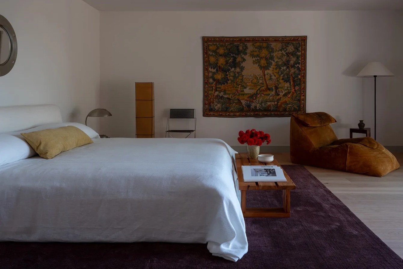 Solid Rugs in Every Hue Are Trending—See 8 of Our Favorites