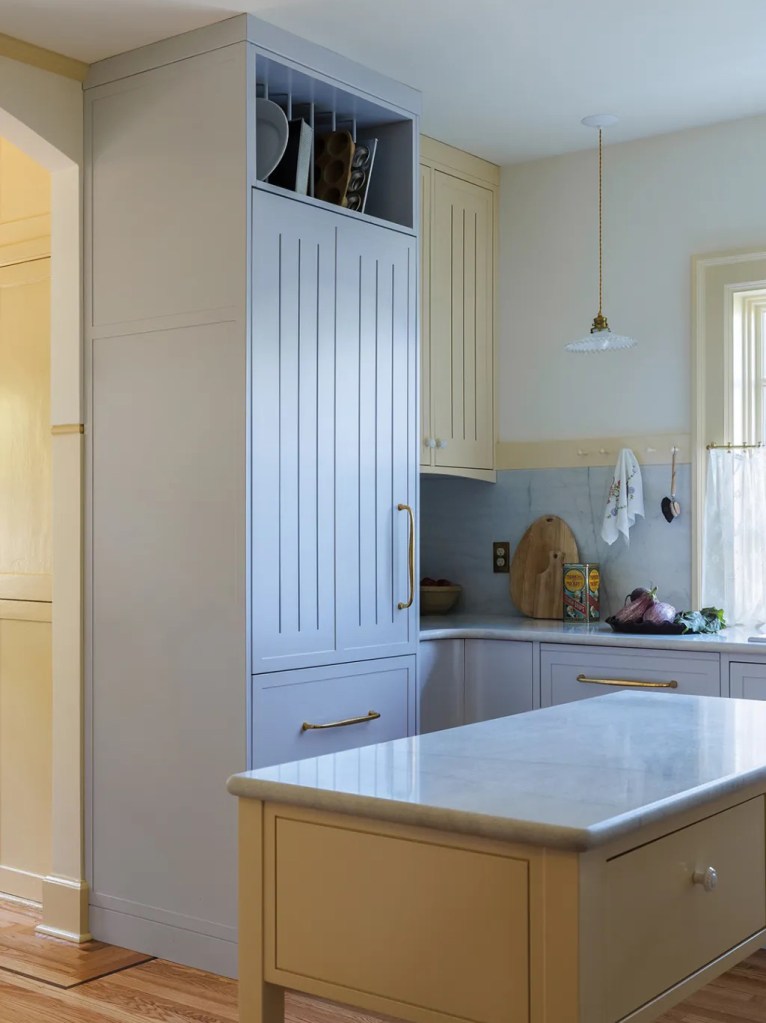6 Kitchens That Prove Paneling Your Fridge Is Worth the Splurge