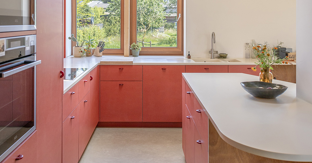 6 Kitchens That Prove Paneling Your Fridge Is Worth the Splurge