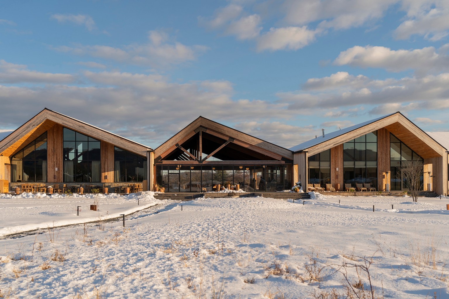 Wildflower Farms Auberge Hotel Collection Review: Now This Is Modern ...