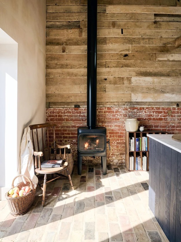 Why Your Kitchen Needs a Cozy Seating Corner ASAP