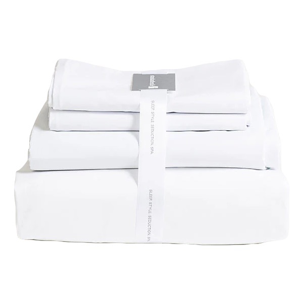 These Sheets Show Up Over and Over in Our Favorite Hotel Rooms