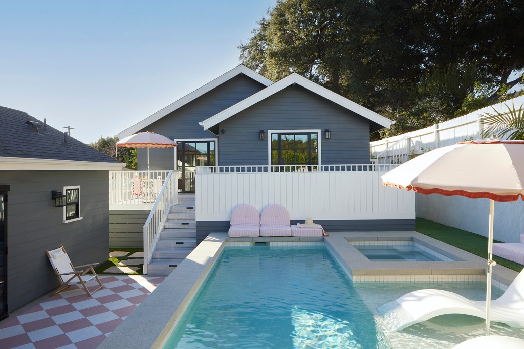 Behind the Scenes of a Brooklyn Nine-Nine Actress's Backyard Reno
