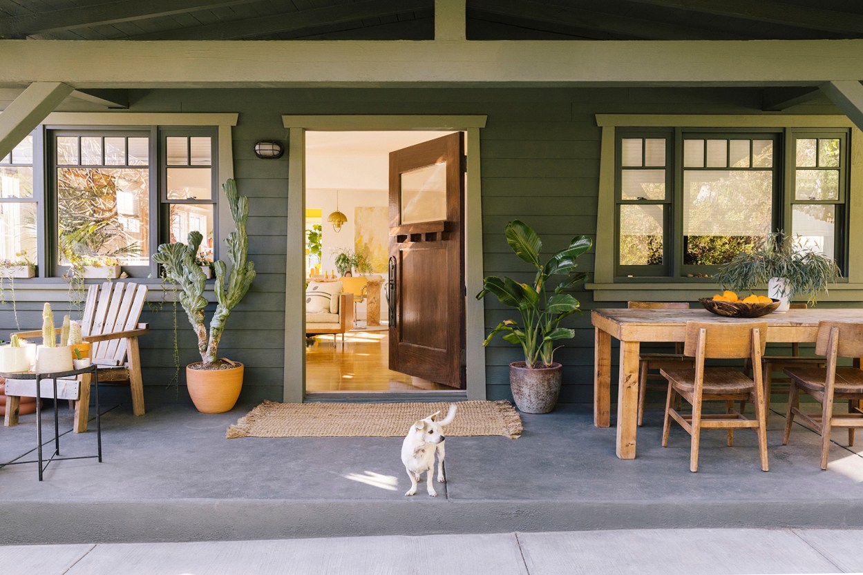 The 3 Architectural Styles Home Buyers Are Loving in 2025