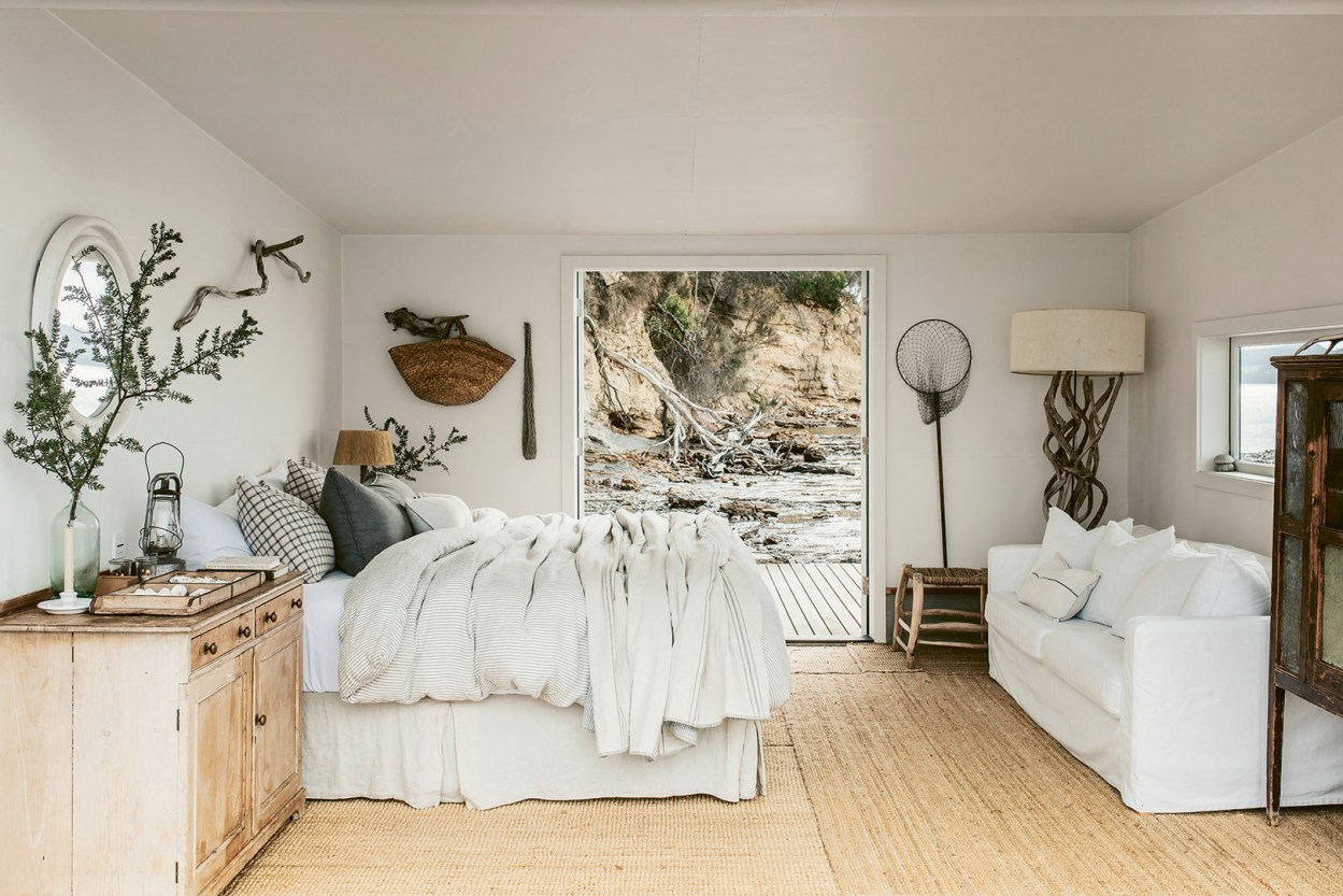 Inside a Remote Tasmanian Island Retreat